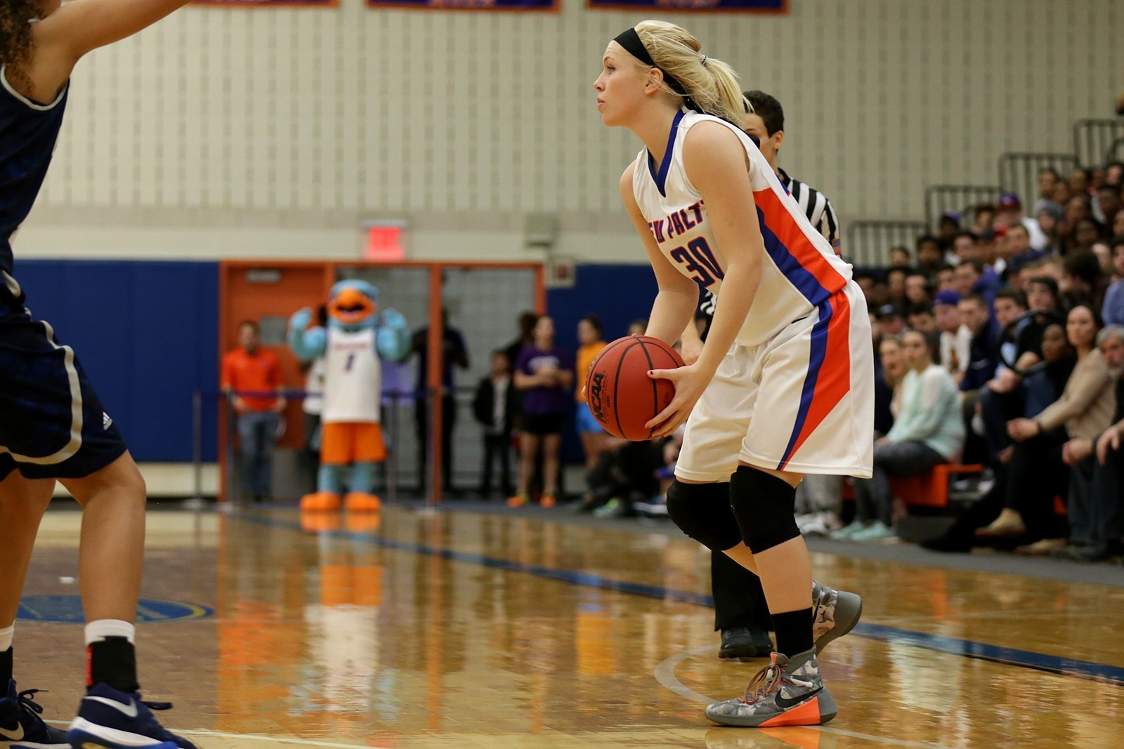 Laura Stuart - Women's Basketball - SUNY New Paltz Athletics