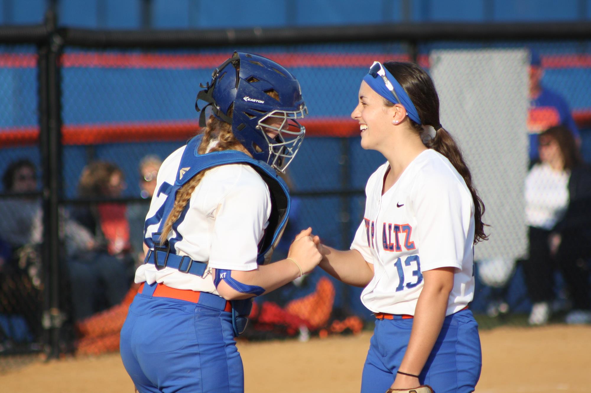 Emily Fox - Softball - SUNY New Paltz Athletics