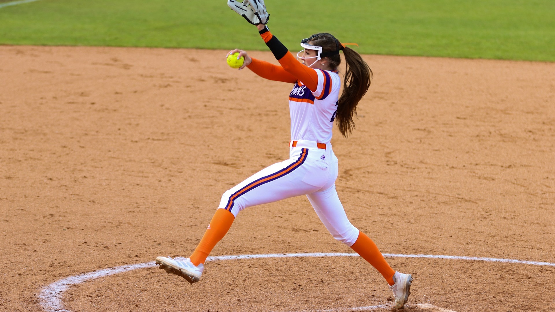 Softball wins season opener against UTSA - Northwestern State ...