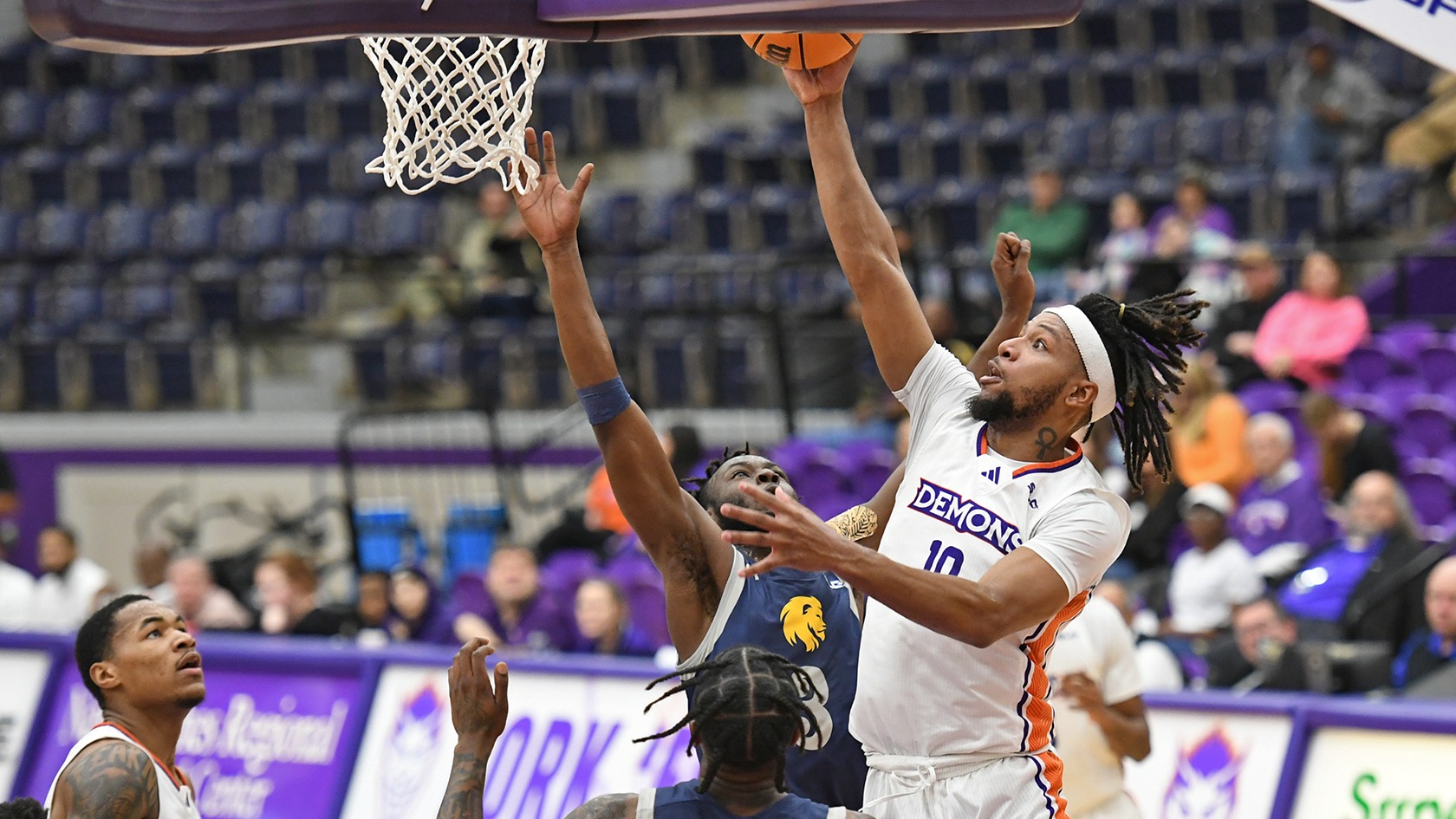 Cliff Davis - Demon Basketball - Northwestern State University Athletics