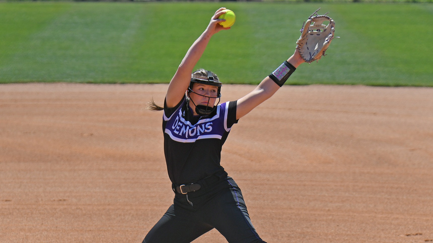 Kenzie Seely - Lady Demon Softball - Northwestern State University ...