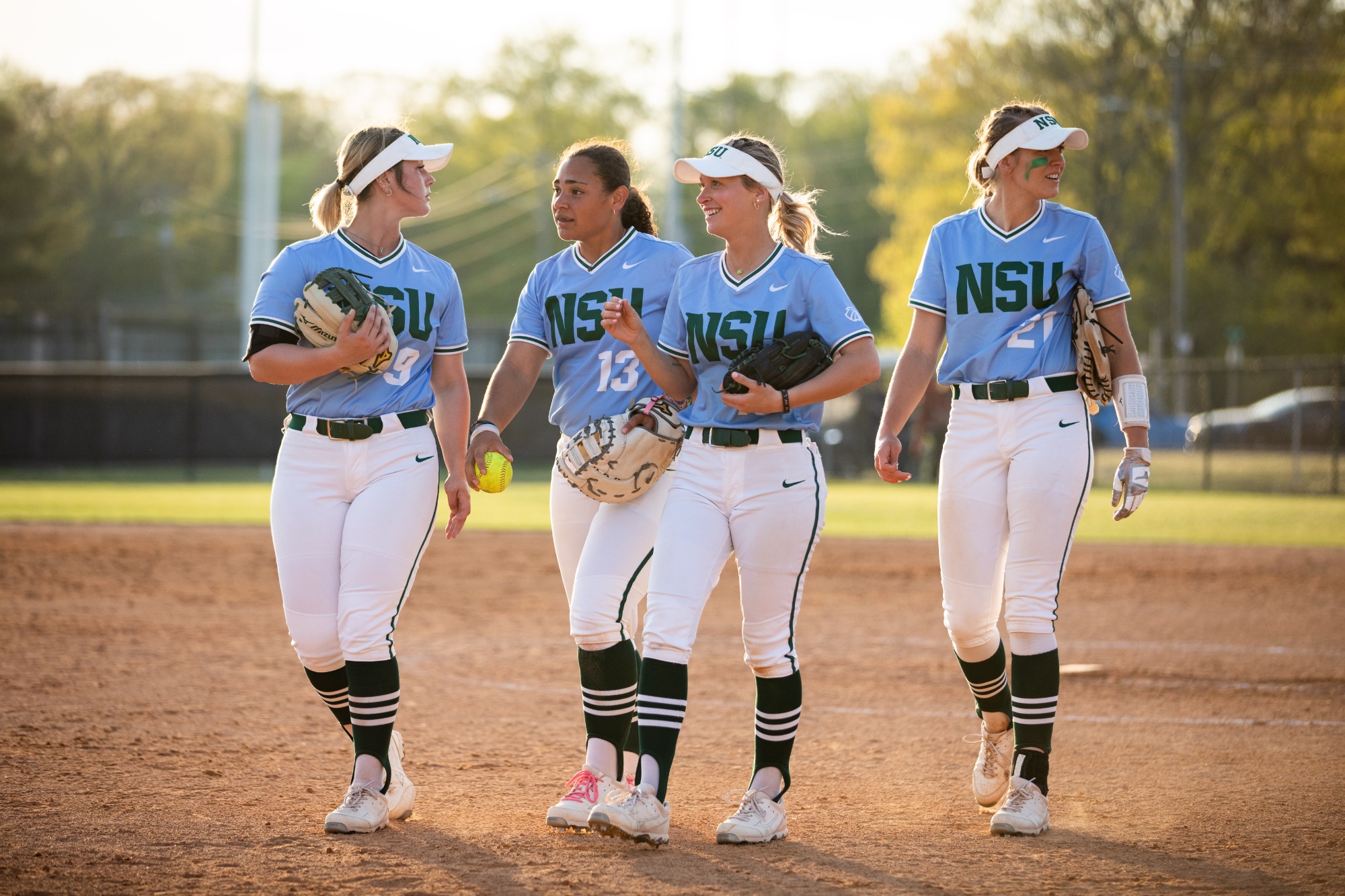 Softball splits games at Fort Hays - Northeastern State University Athletics