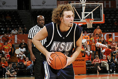 Lukas Roesch - #1 Men's Basketball - Nova Southeastern University Athletics