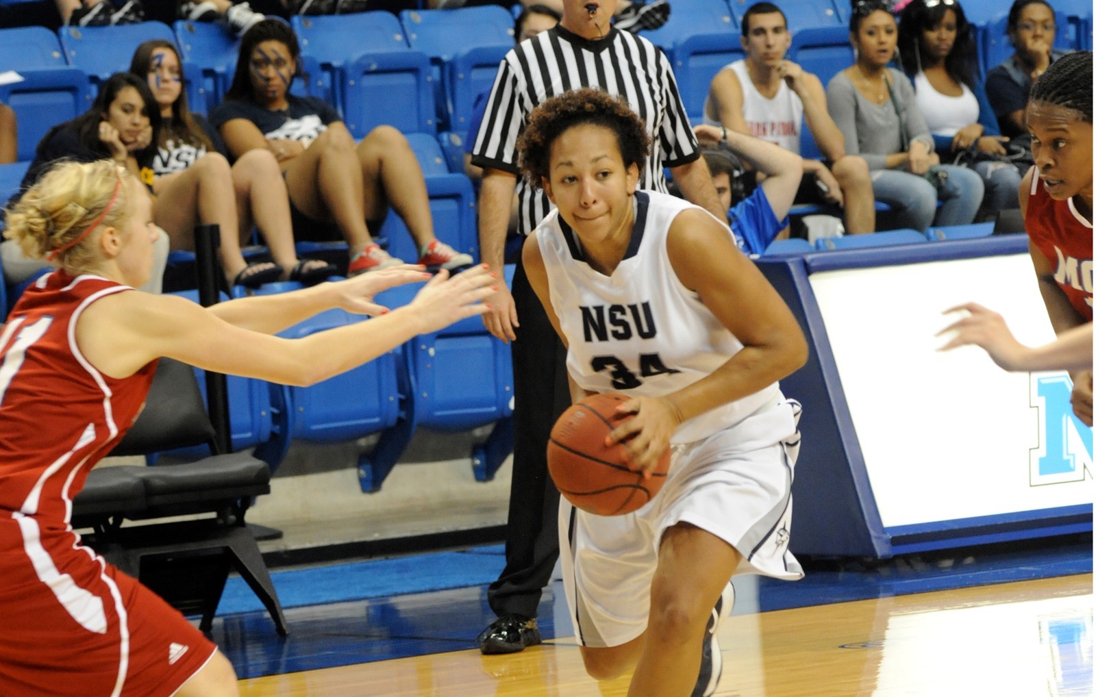 Tailor Jones - #16 Women's Basketball - Nova Southeastern University ...