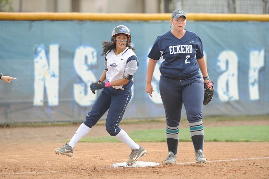 Lorena Spaulding - #25 Softball - Nova Southeastern University Athletics
