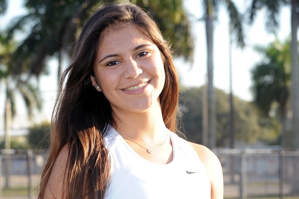 Stephanie De La Guarda - Women's Track - Nova Southeastern University ...