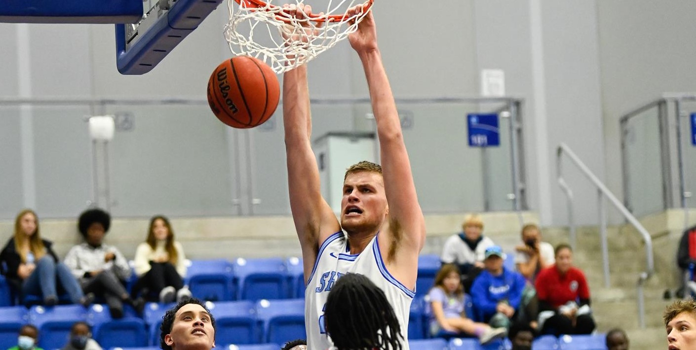 Shane Hunter - #1 Men's Basketball - Nova Southeastern University Athletics