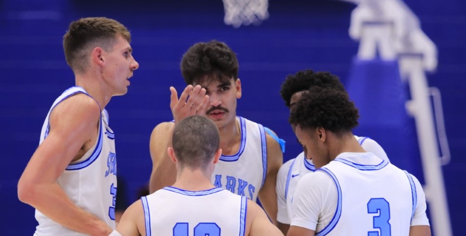 #4 Sharks Celebrate Homecoming with Win in Front of Record-Setting ...