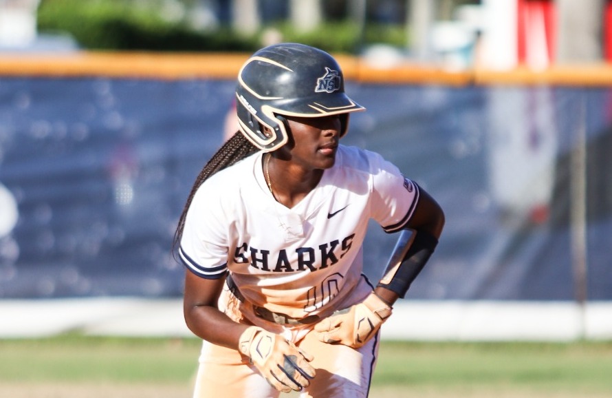 Alexis Smith - Softball - Nova Southeastern University Athletics