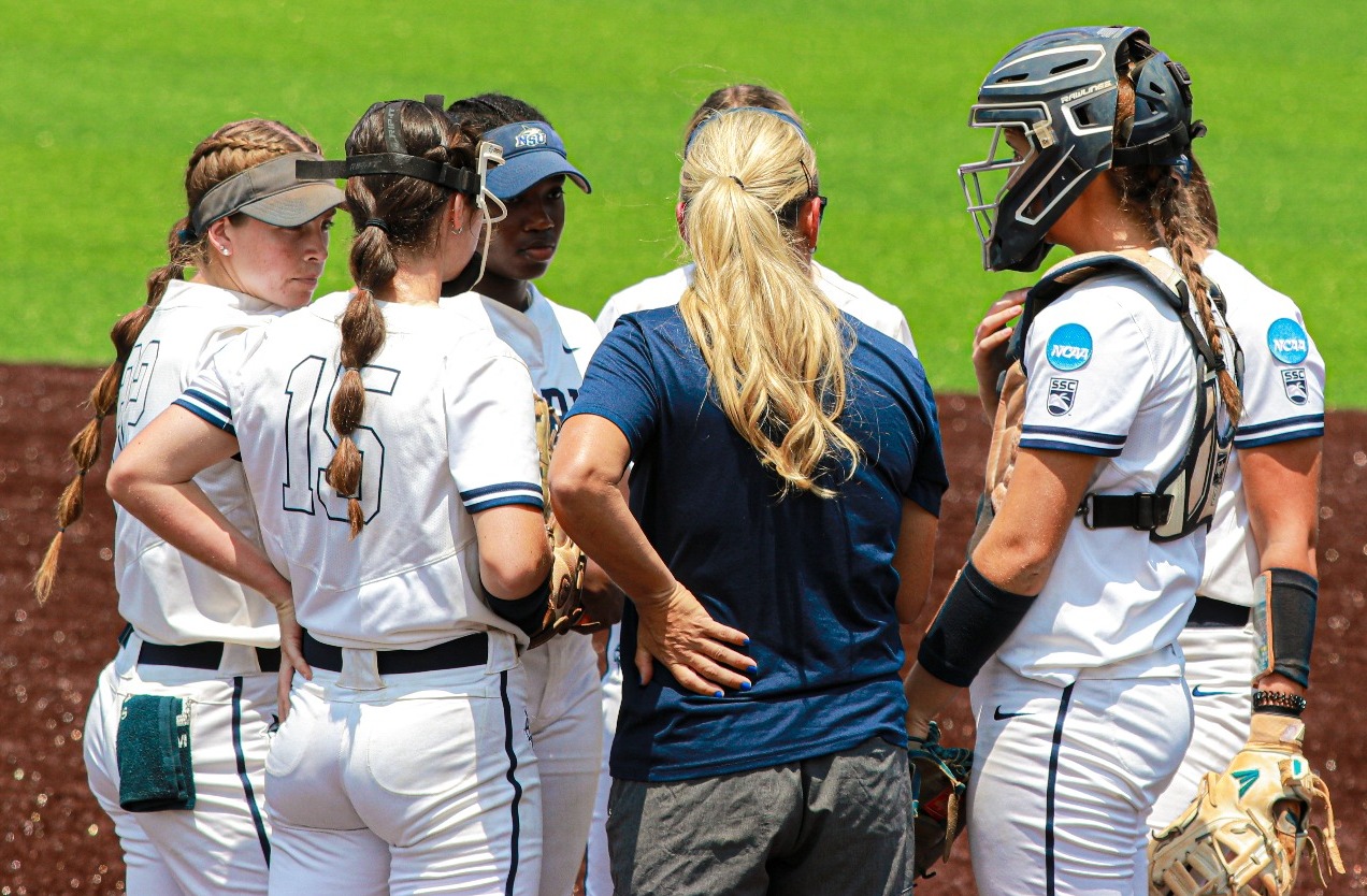 Sharks Softball Concludes Season at World Series - Nova Southeastern ...