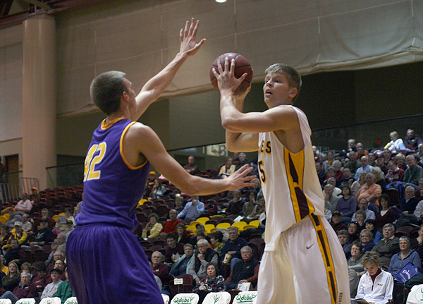 Dustin Tetzlaff - 2012-13 - Men's Basketball - Northern State ...