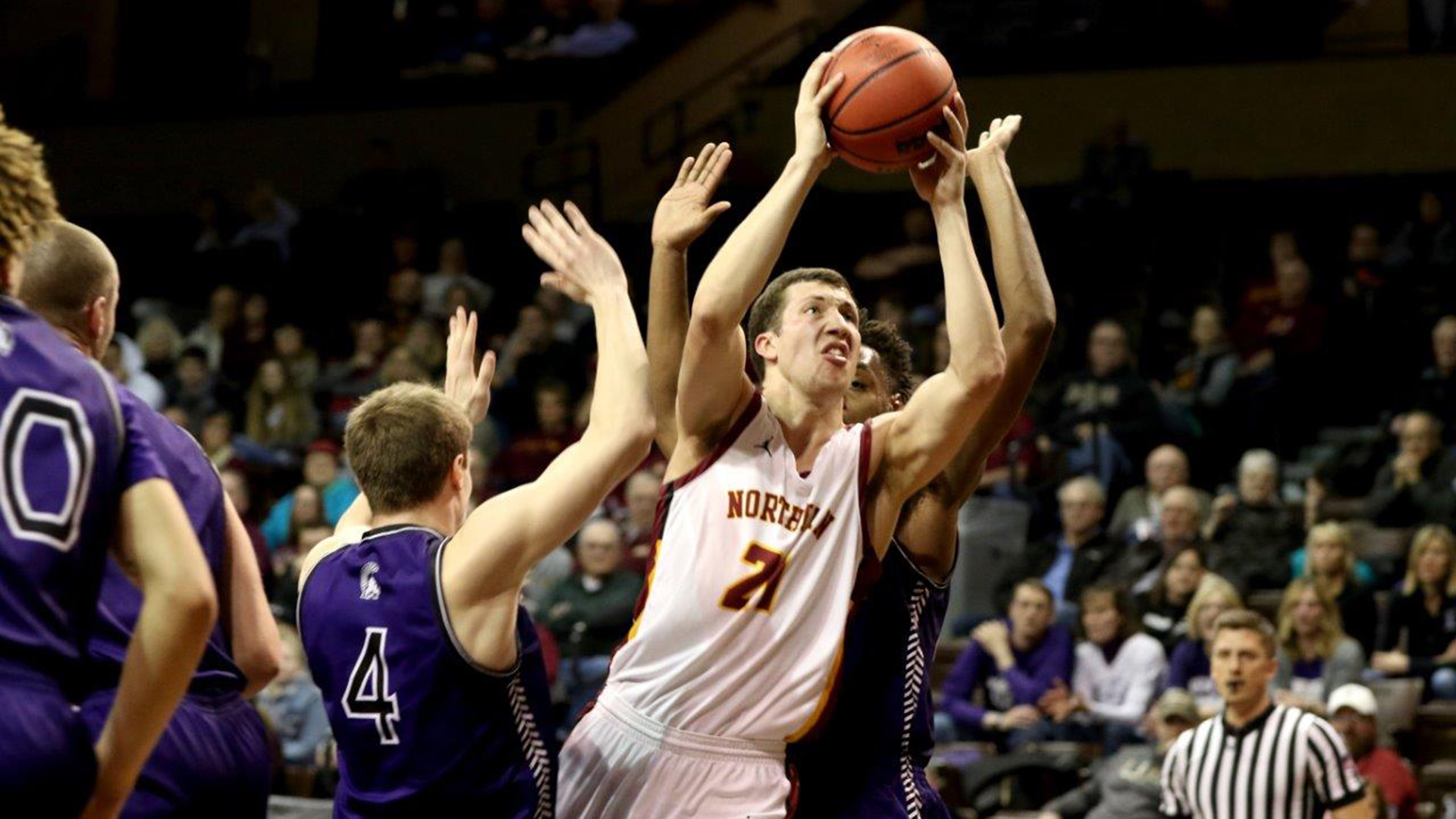 Mason Stark seals NSIC Championship appearance for Northern State men ...