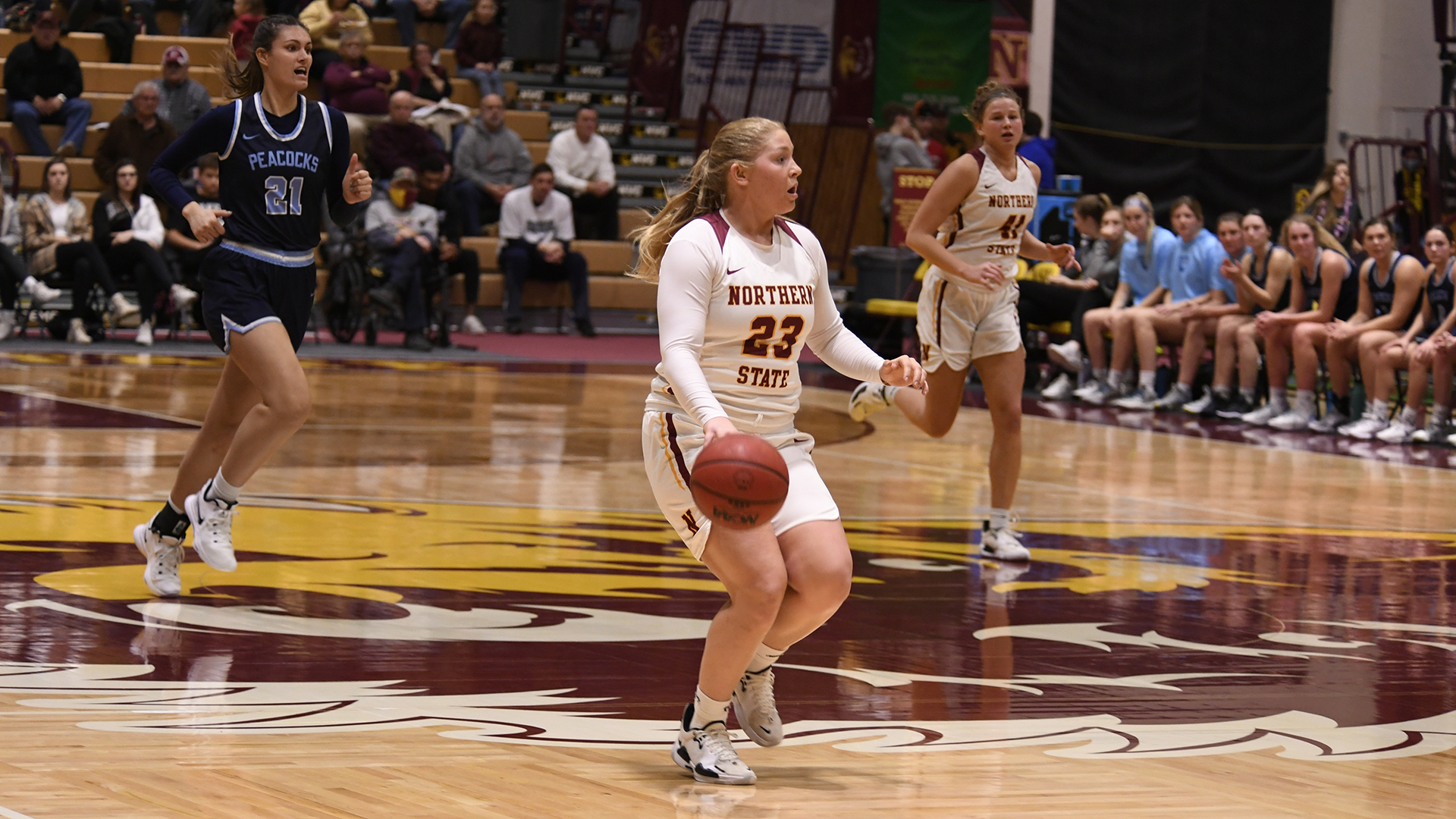 Wolves Extend Win Streak to Four with Win Over Upper Iowa - Northern ...