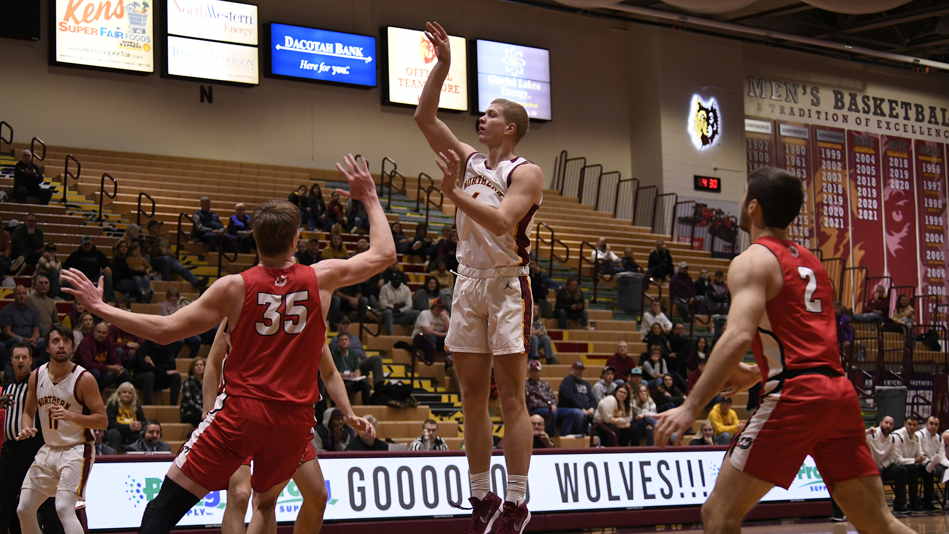 Cole Bergan - 2021-22 - Men's Basketball - Northern State University ...