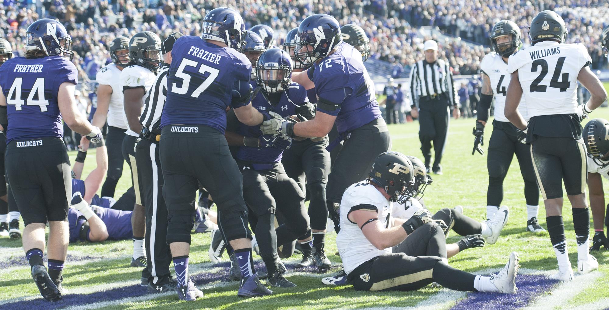 Warren Long - 2017 - Football - Northwestern Athletics