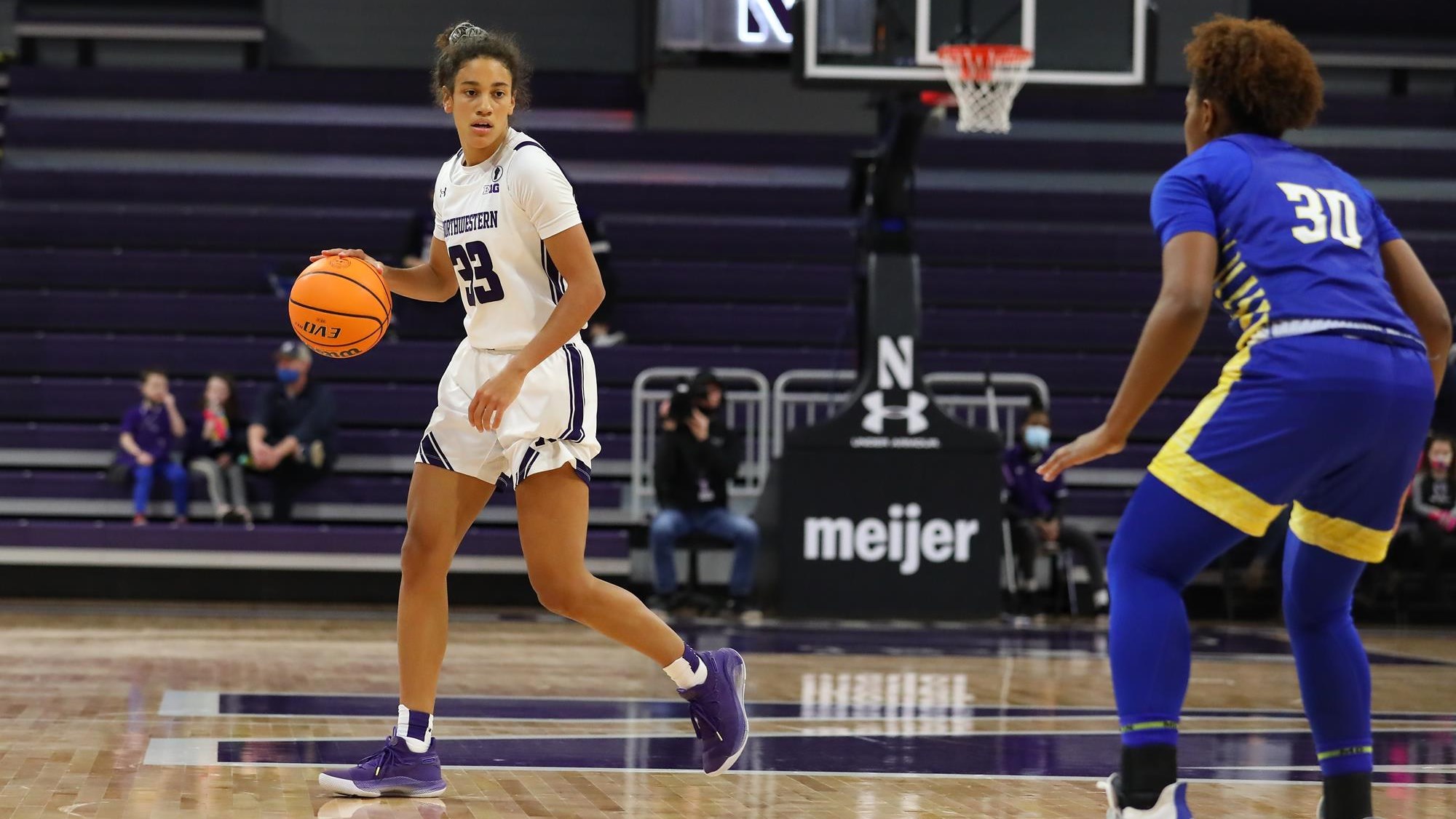 Laya Hartman - 2022-23 - Women's Basketball - Northwestern Athletics