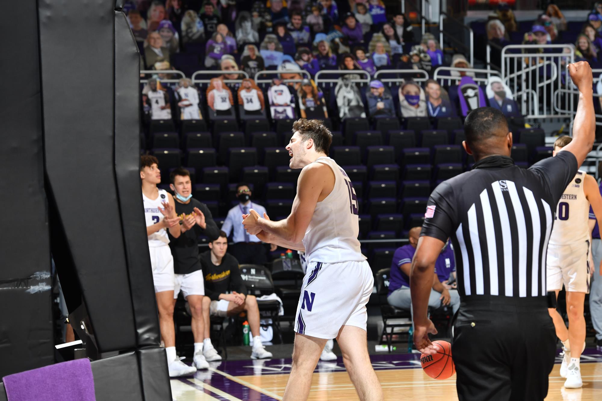 Ryan Young - 2021-22 - Men's Basketball - Northwestern University Athletics