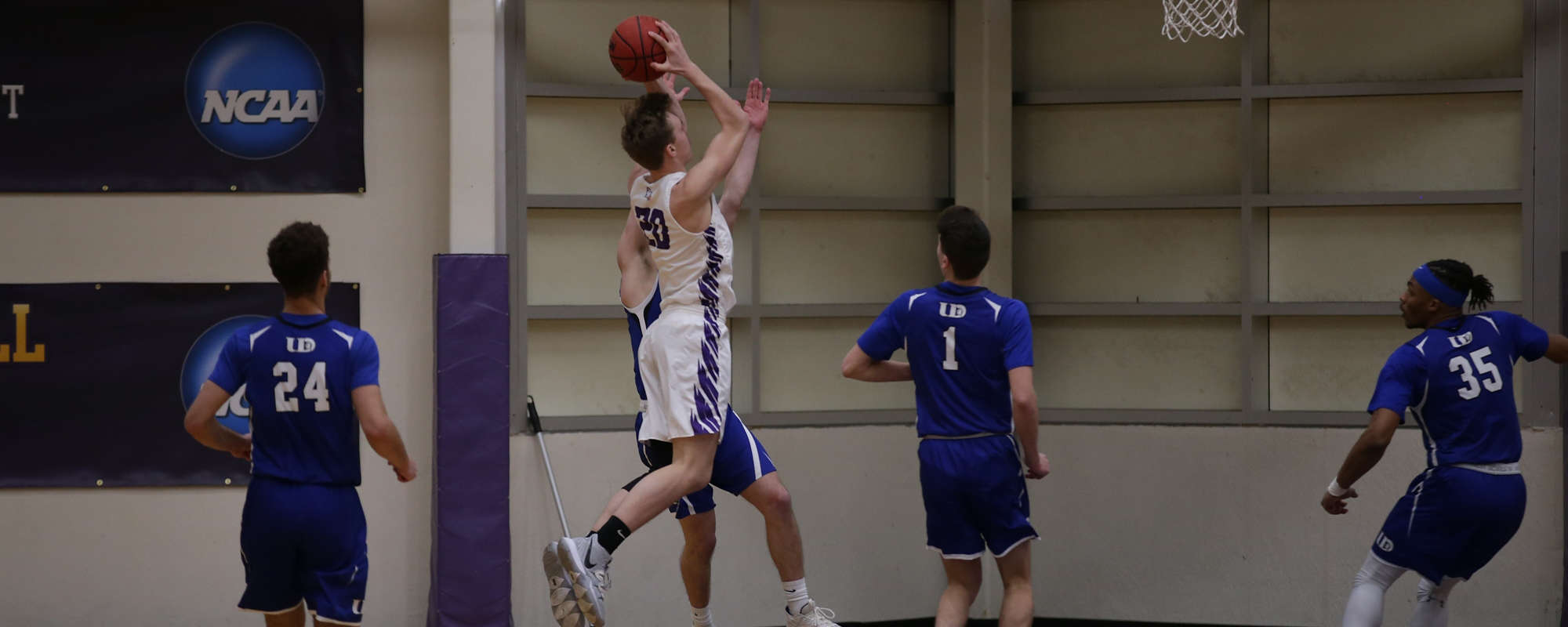 Owen Boerema - 2021-22 - Men's Basketball - University of Northwestern ...