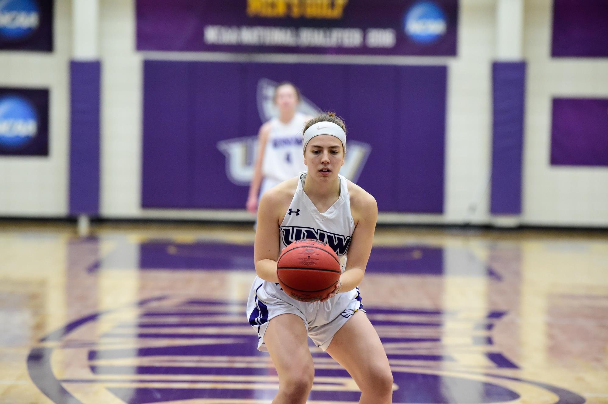 Allison Eide - 2021-22 - Women's Basketball - University of Northwestern Athletics