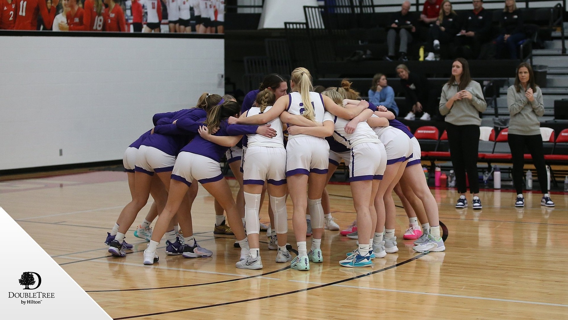 Women’s Basketball Shines in Season Opener - University of Northwestern ...