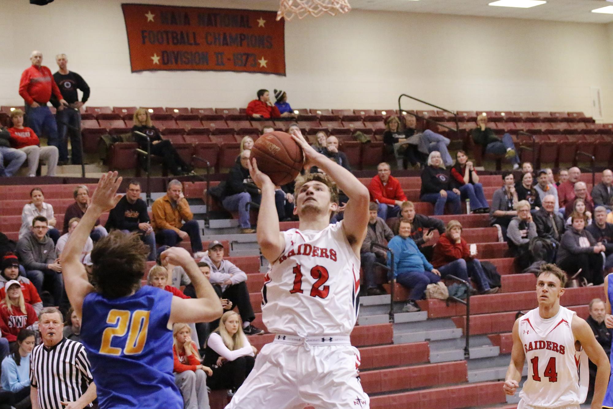 Chris Kroll - Men's Basketball - Northwestern College Athletics