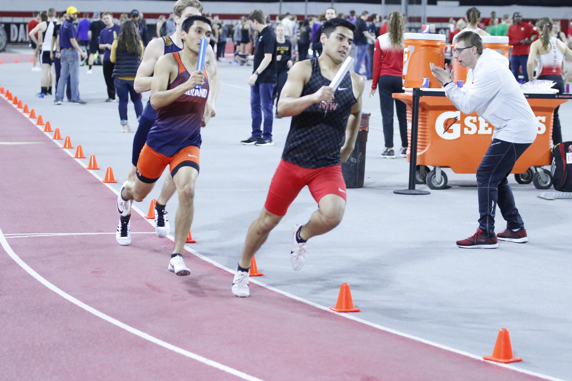 Isaac Munoz - Men's Track and Field - Northwestern College Athletics
