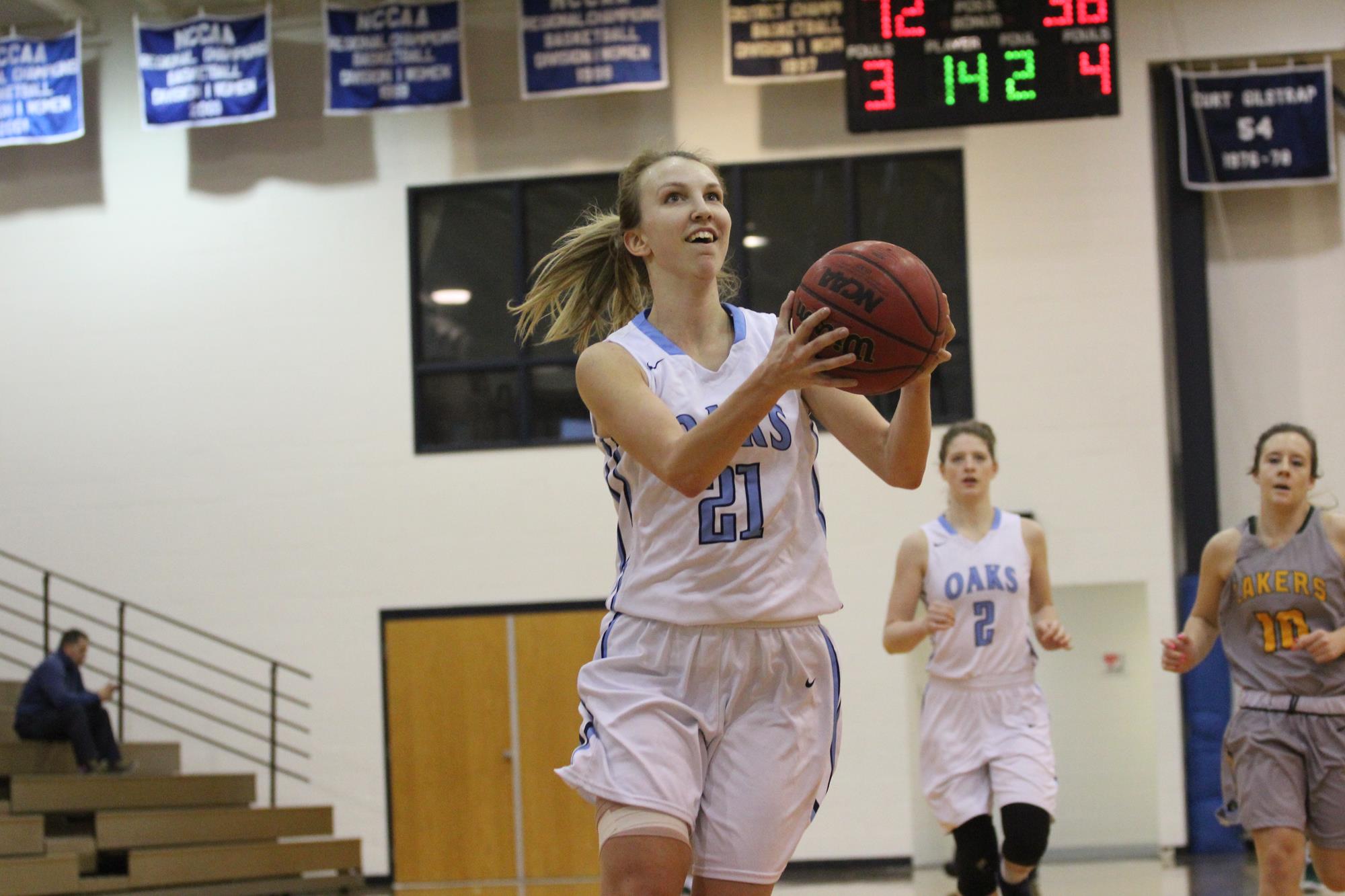 Maddie Ubelhor - Women's Basketball - Oakland City University Athletics