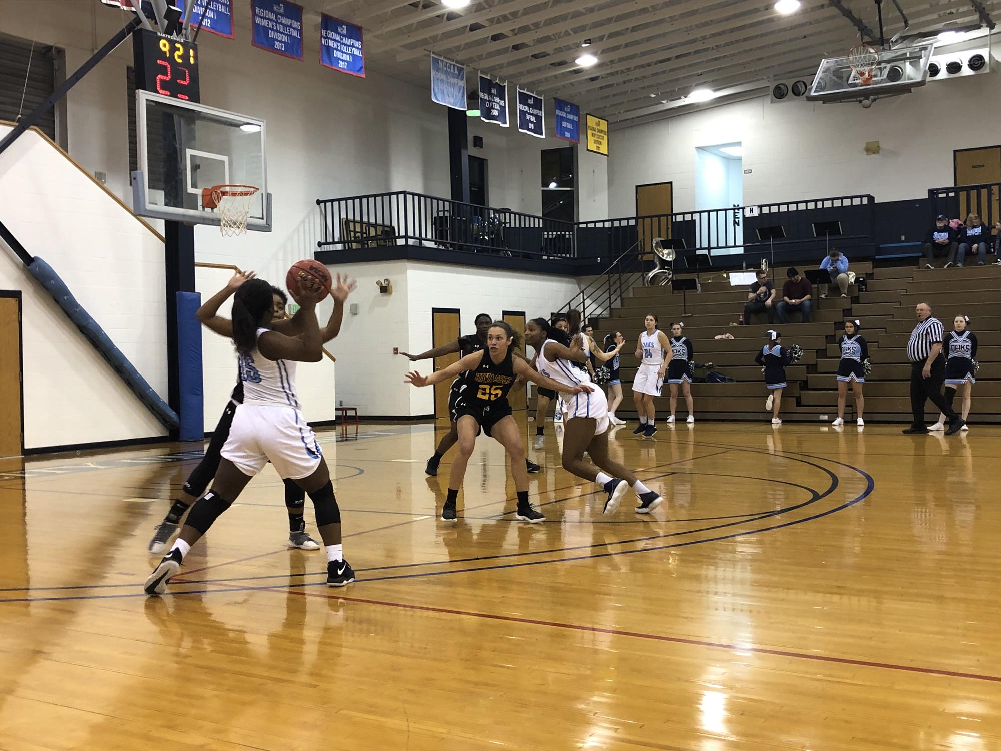 Emma Lander - Women's Basketball - Oakland City University Athletics