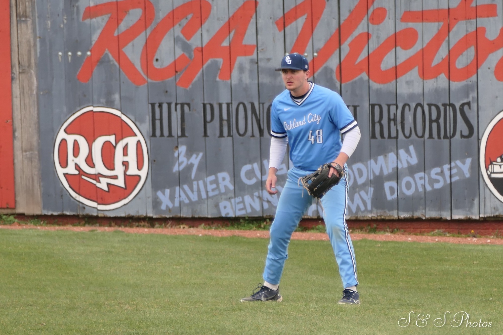 Mighty Oaks Take One From Midway - Oakland City University Athletics