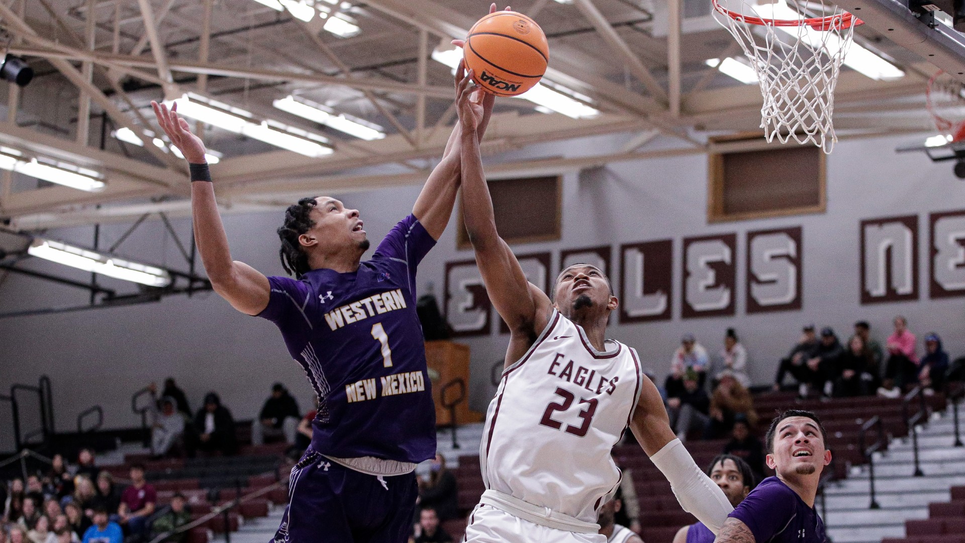 Long 1st-half scoring drought costly for OC in loss to Mustangs ...