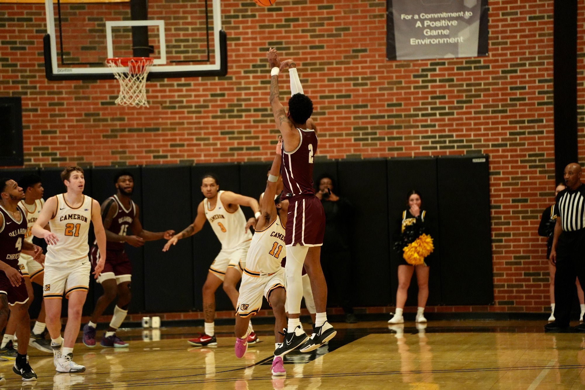 Eagles rally from an early deficit, fall in the second half - Oklahoma ...