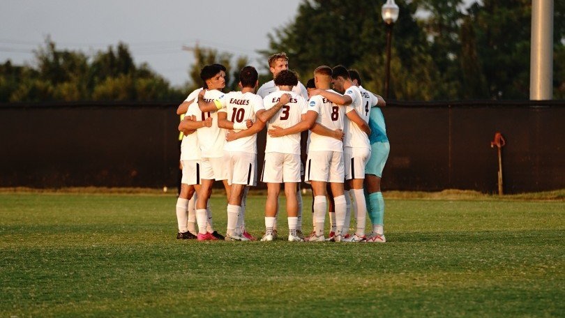 Men’s Soccer Splits Conference-Opening Road Trip with Matchup at No. 2 ...
