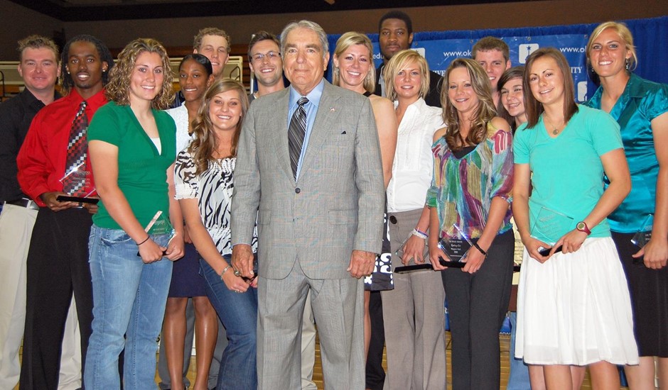 OCU Athletics commemorates Gen. Wade - Oklahoma City University Athletics