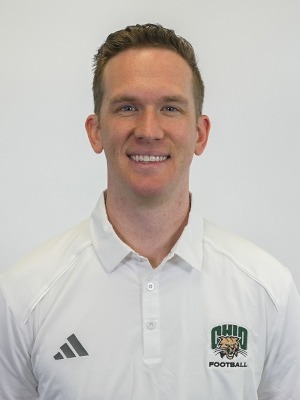 Brian Metz - Recruiting Coordinator and Tight Ends Coach - Football ...