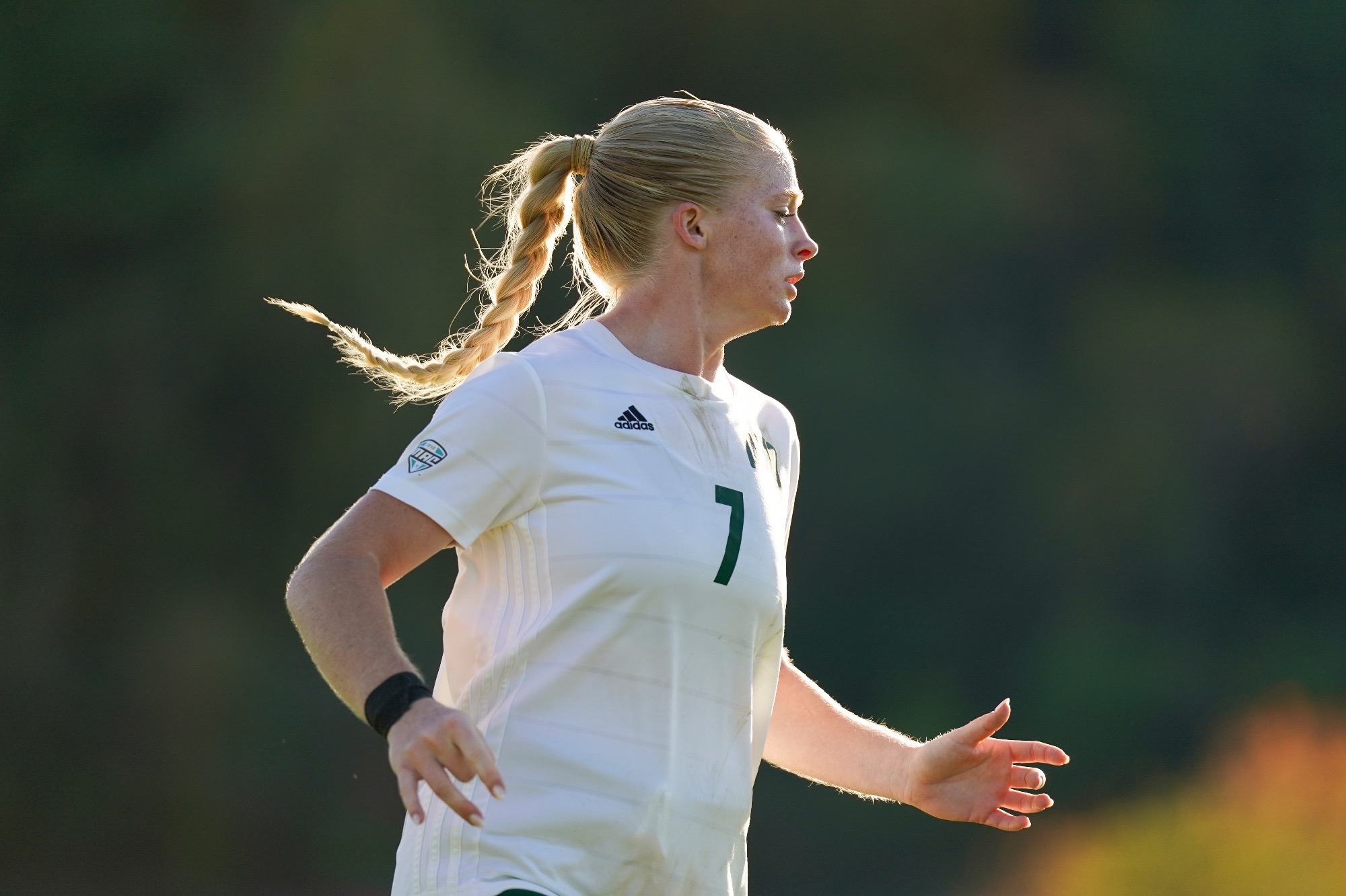 Abby Townsend and Regan Berg Named All-MAC First Team and Eve Berish ...