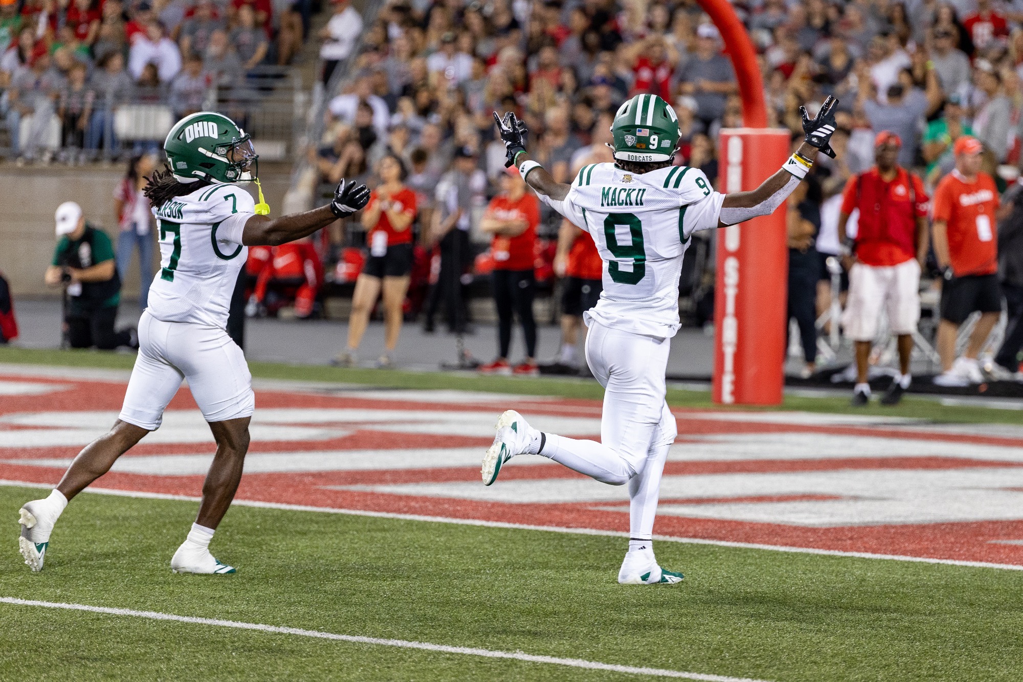 Navarro Named MAC Male Scholar Athlete of the Week - Ohio University