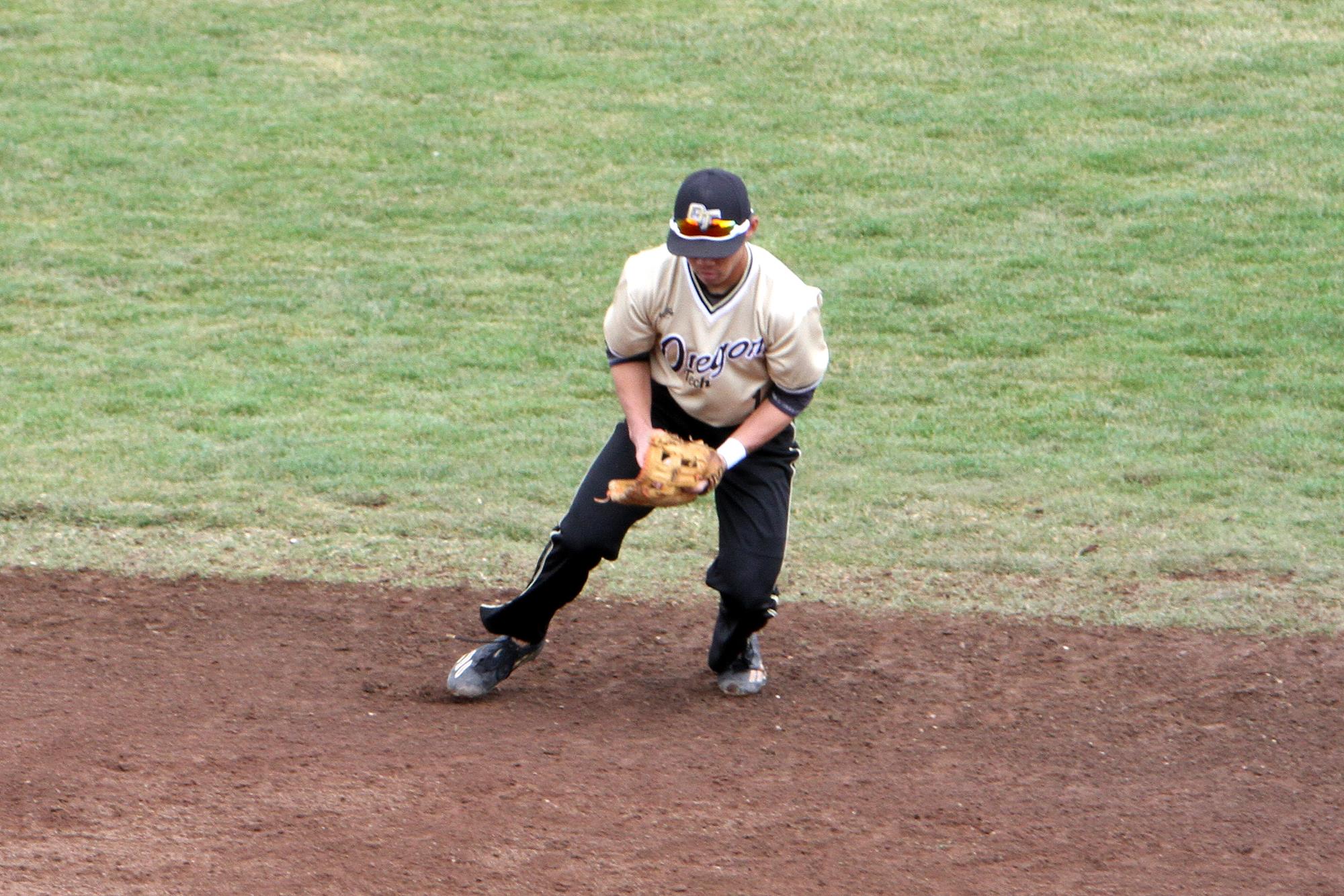 Kai Fong - Men's Baseball - Oregon Institute of Technology Athletics