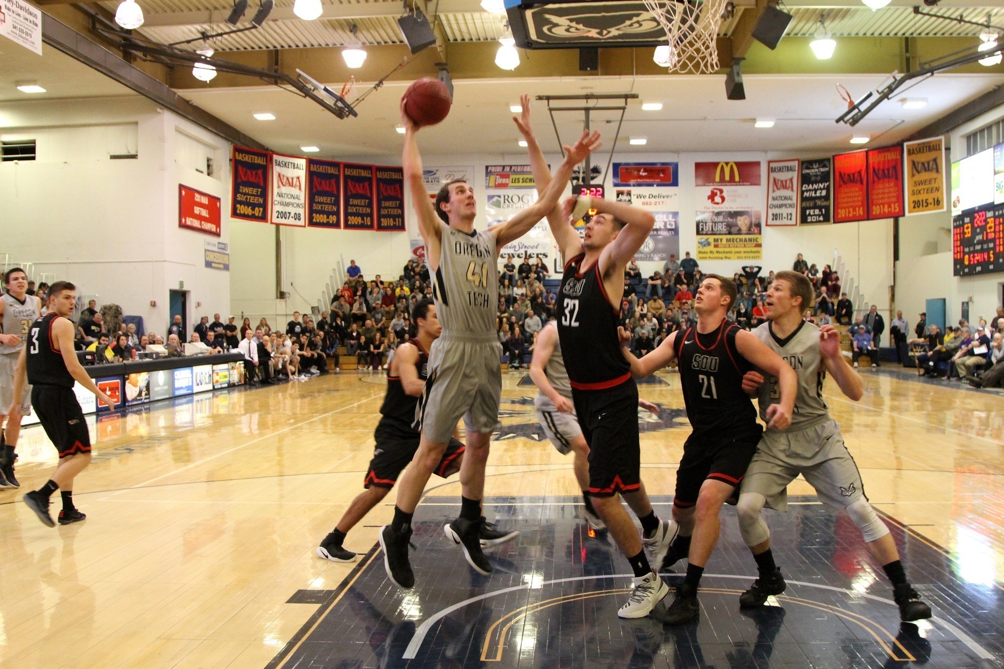Andrew Weber - Men's Basketball - Oregon Institute of Technology Athletics