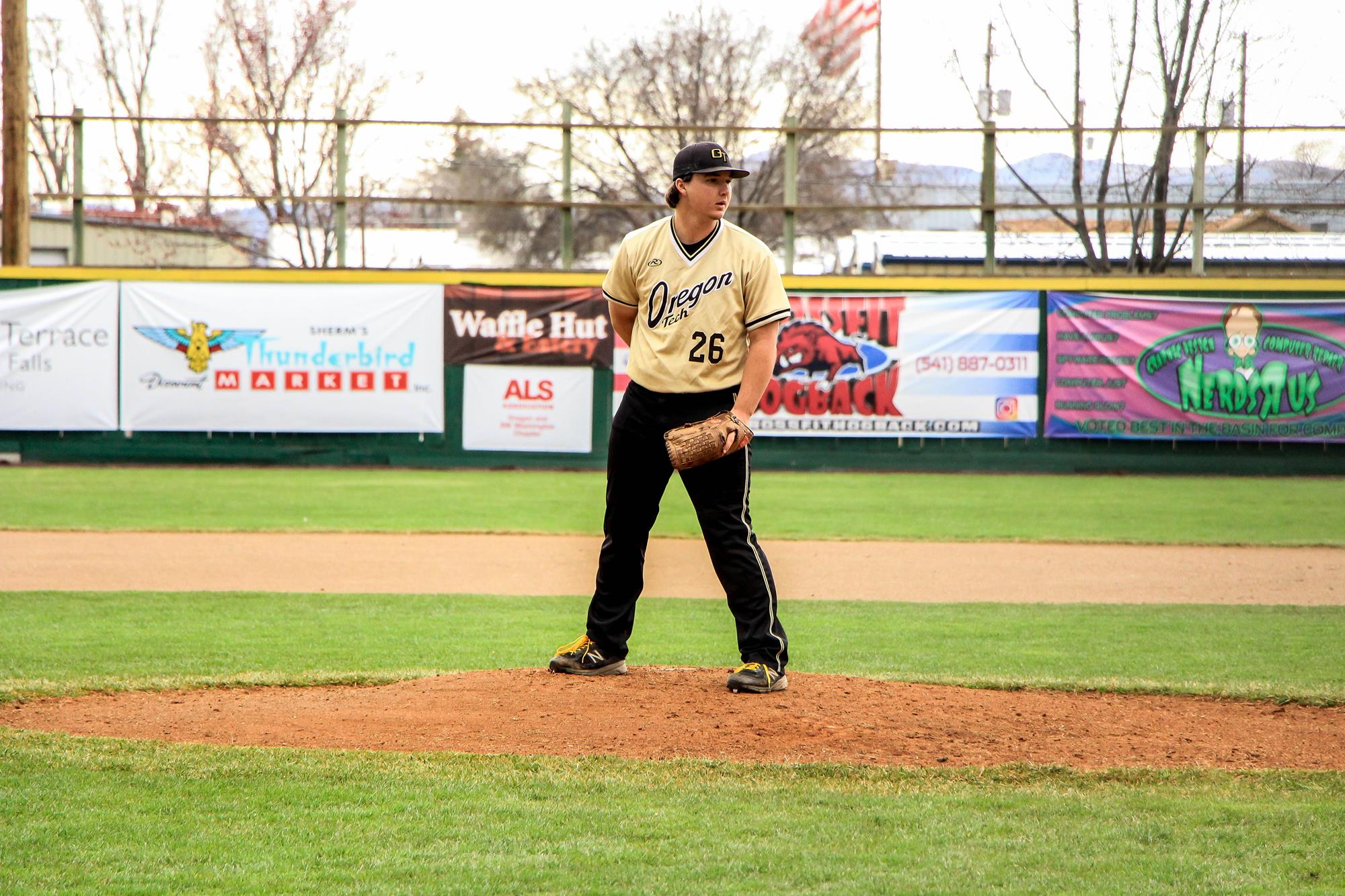 Ian Peters - Men's Baseball - Oregon Institute of Technology Athletics