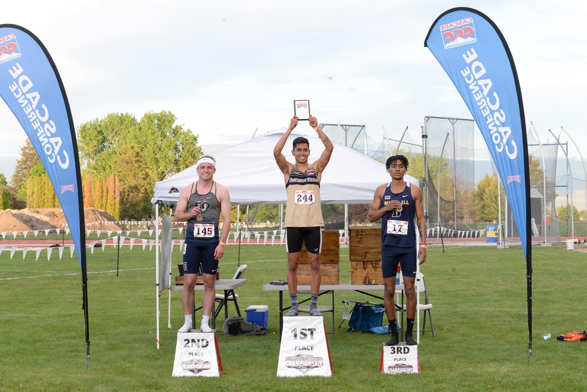 Angel Valdez - Men's Track and Field - Oregon Institute of Technology ...