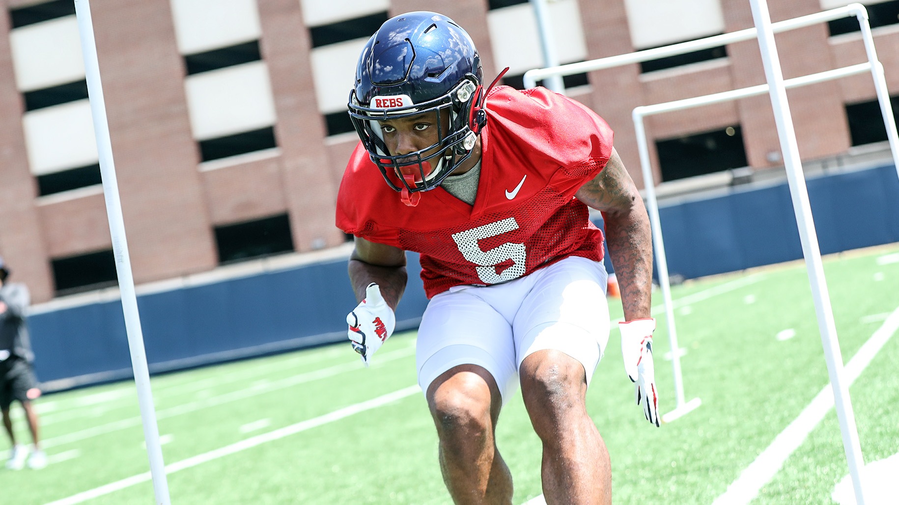 Jon Haynes - Football - Ole Miss Athletics