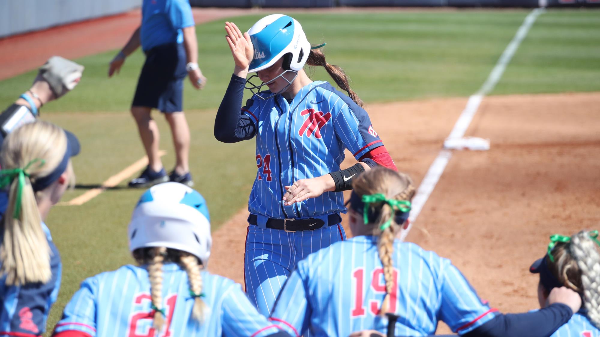 Autumn Gillespie - Softball - Ole Miss Athletics