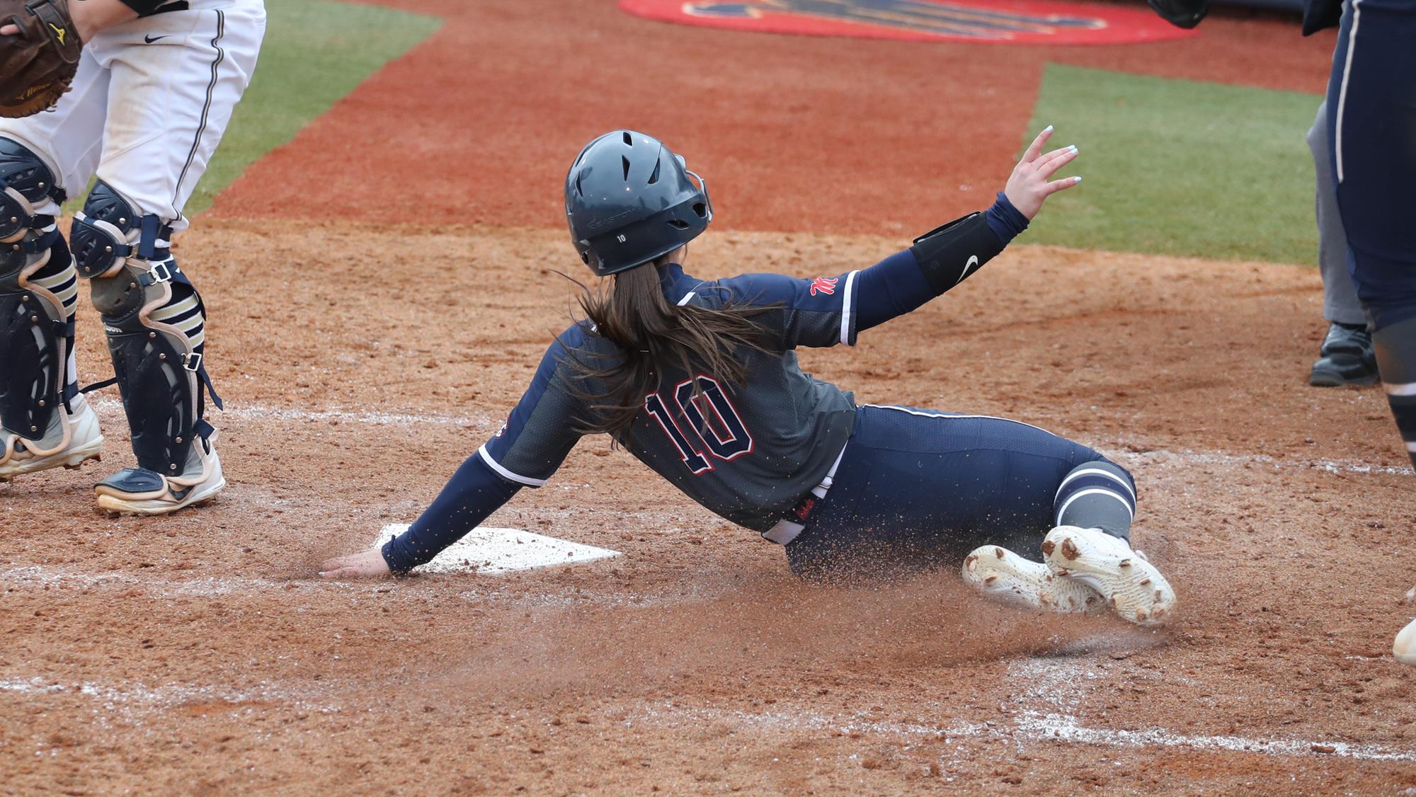 Katelin Cooper - Softball - Ole Miss Athletics