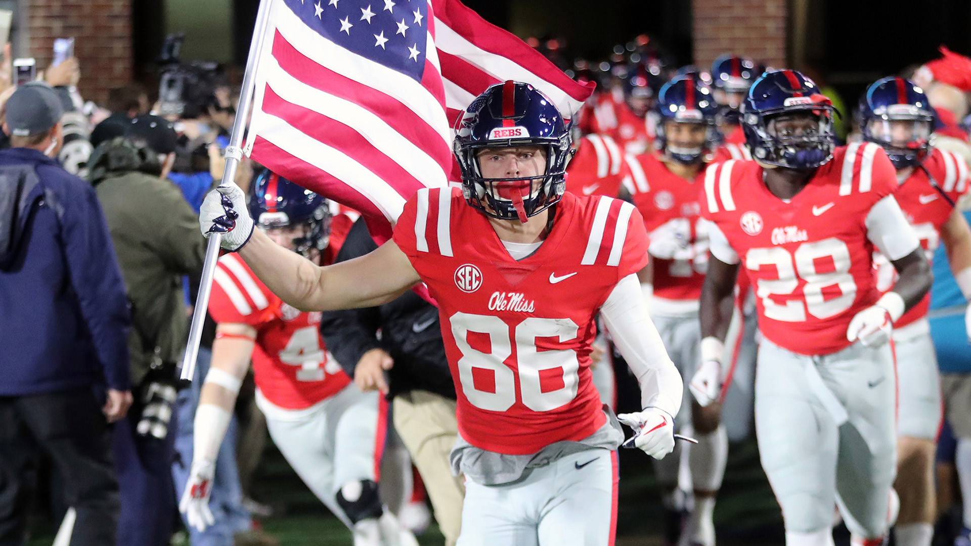 Drake Beck - Football - Ole Miss Athletics