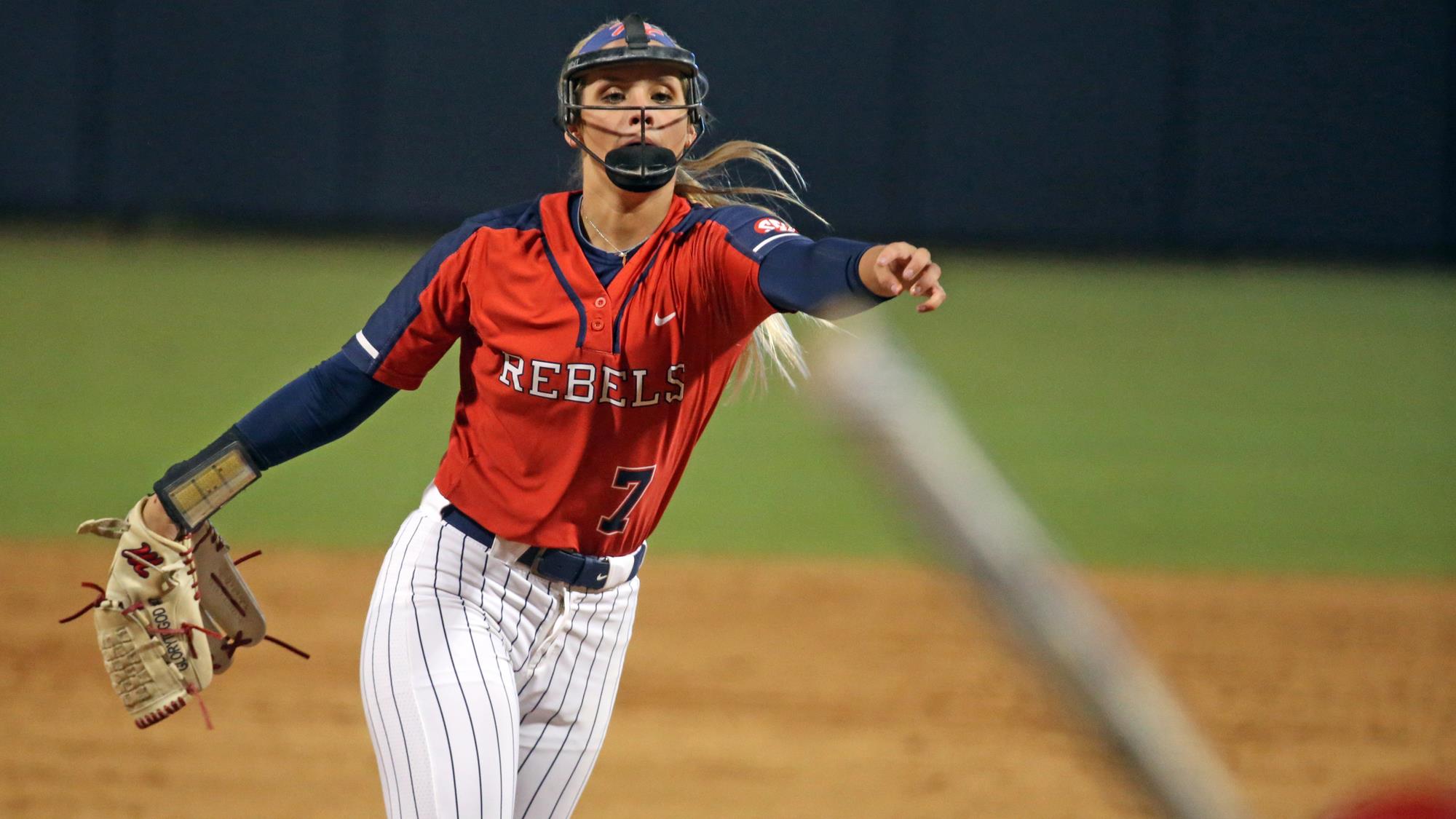 Molly Jacobsen - Softball - Ole Miss Athletics