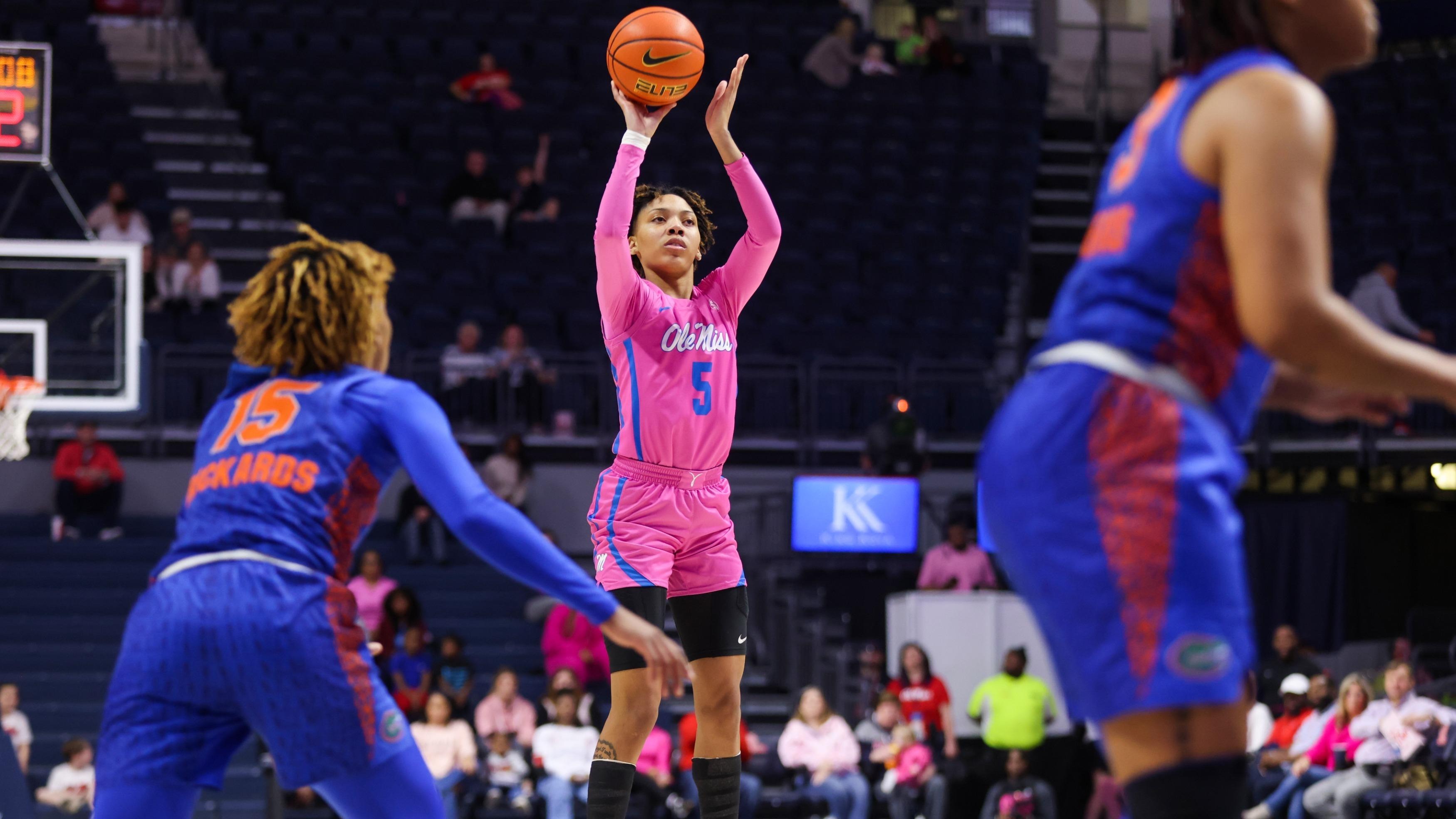 Snudda Collins - Women's Basketball - Ole Miss Athletics