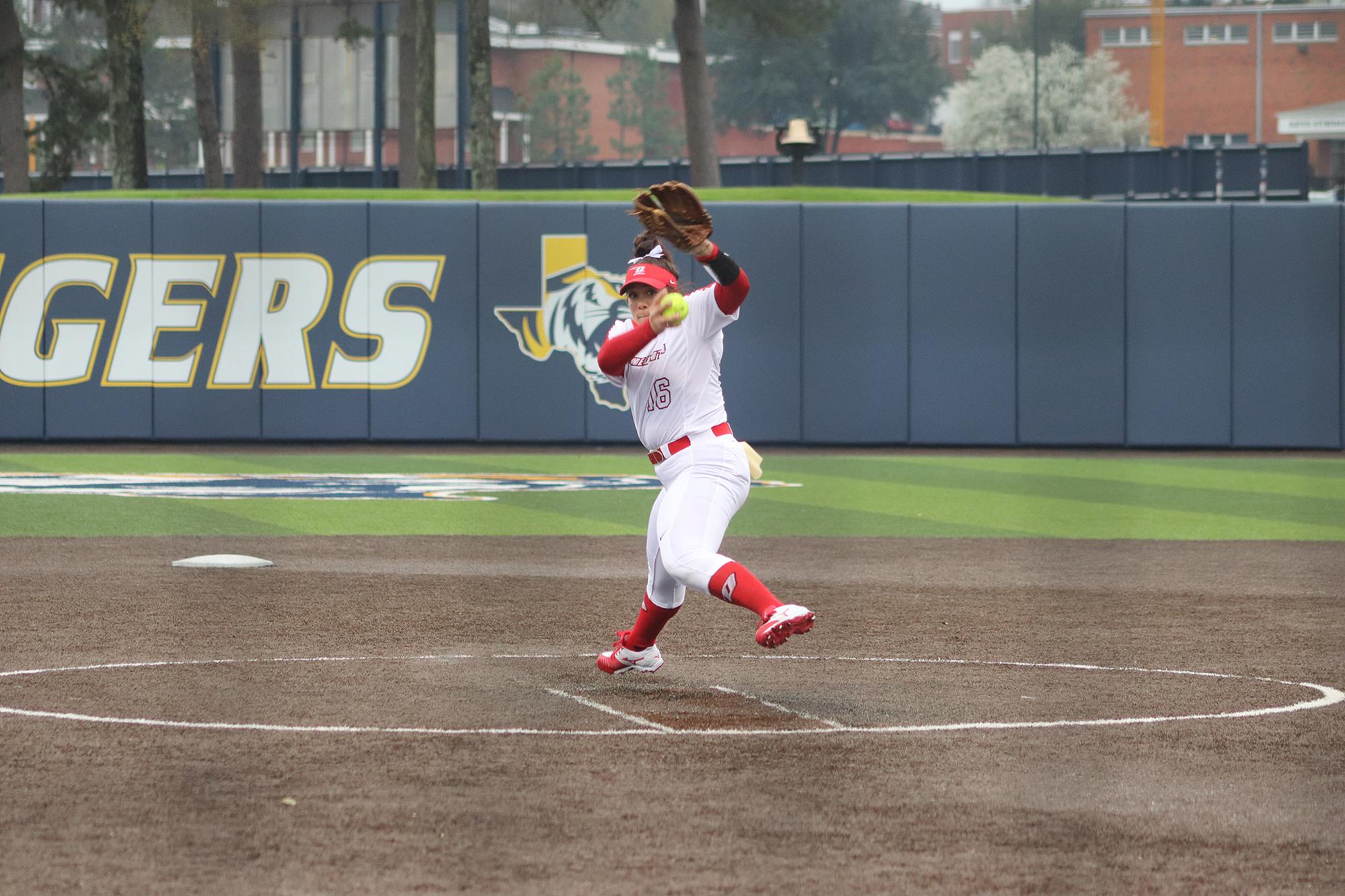 Julia Calabro - Softball - SUNY Oneonta Athletics