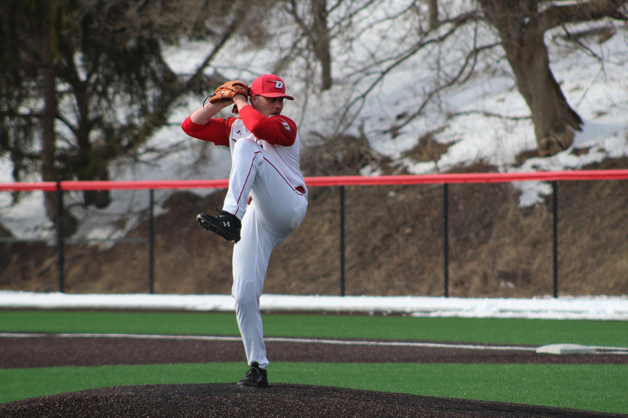 Baseball takes Home Opener over Canton - SUNY Oneonta Athletics