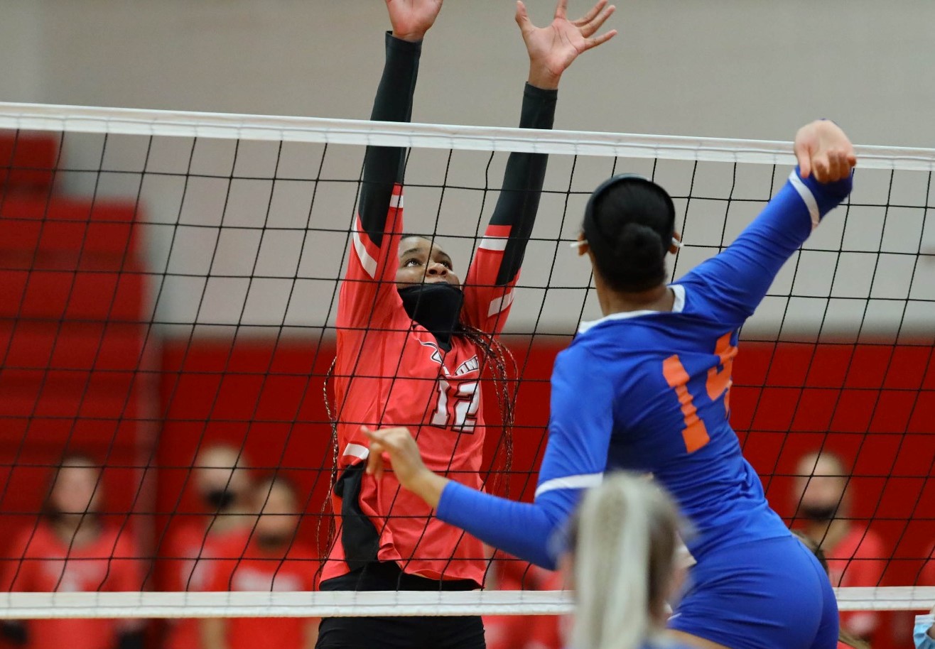 Ashanti Davis - Women's Volleyball - SUNY Oneonta Athletics