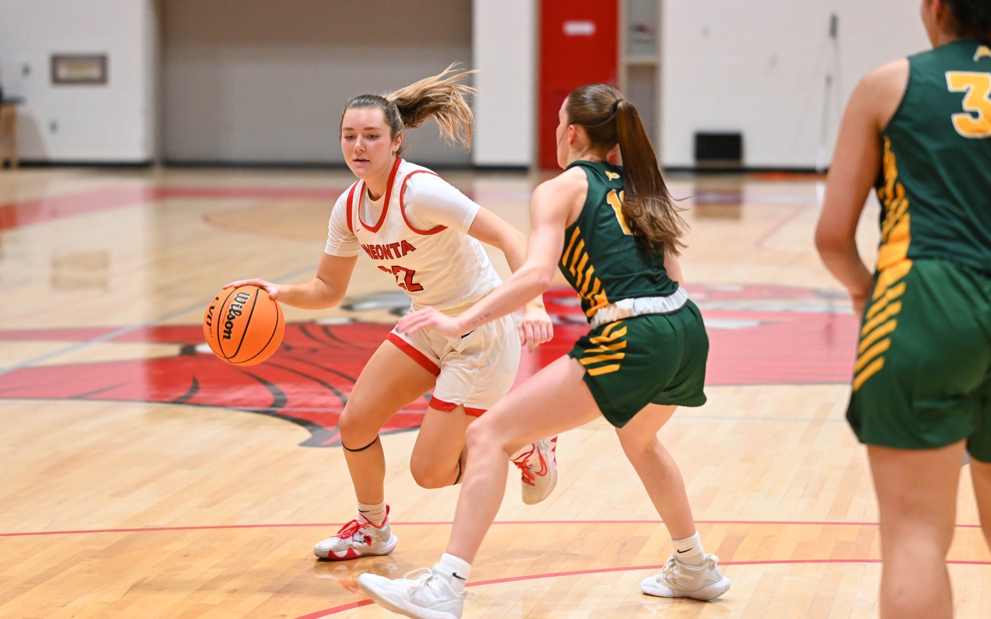 Red Dragons Pull Away Late from Knights, 59-55 - SUNY Oneonta Athletics